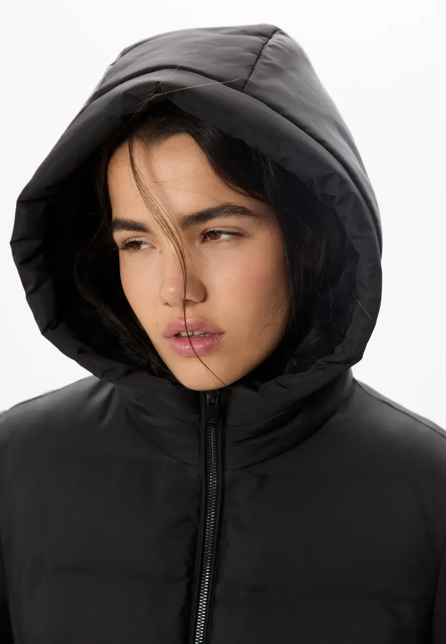 Hooded puffer jacket with belt – American Store