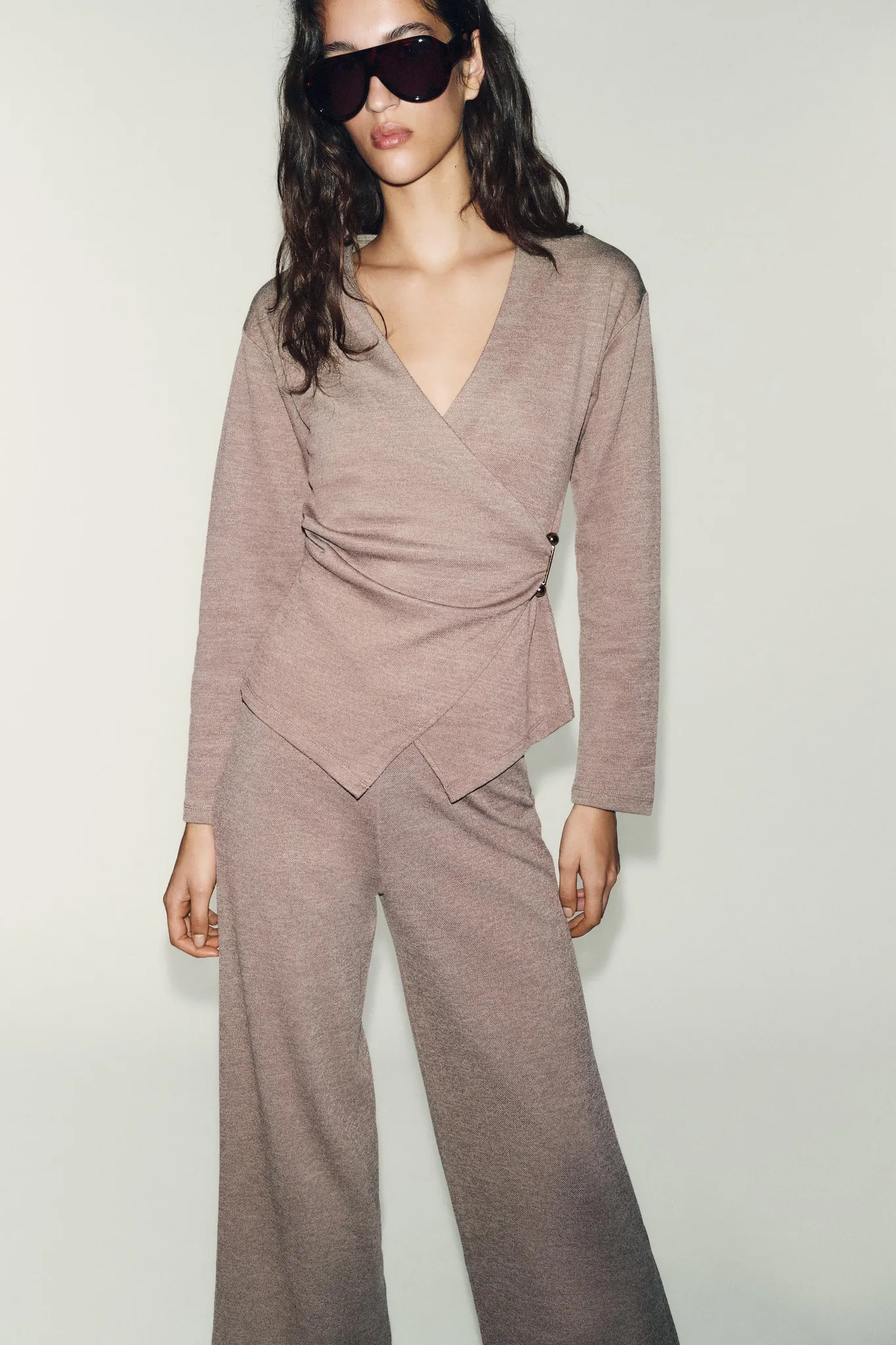SIDE BROOCH TOP – American Store