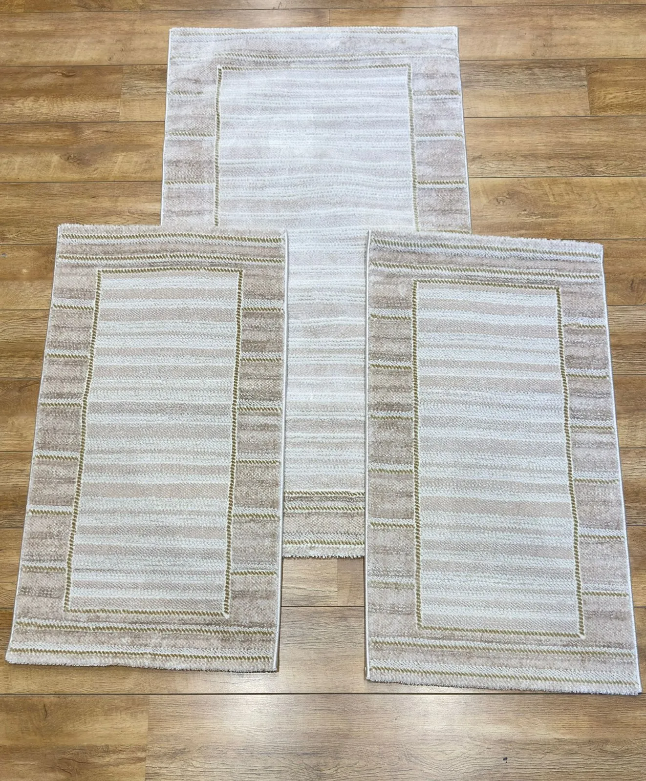 ALMAS – Manasra Carpet