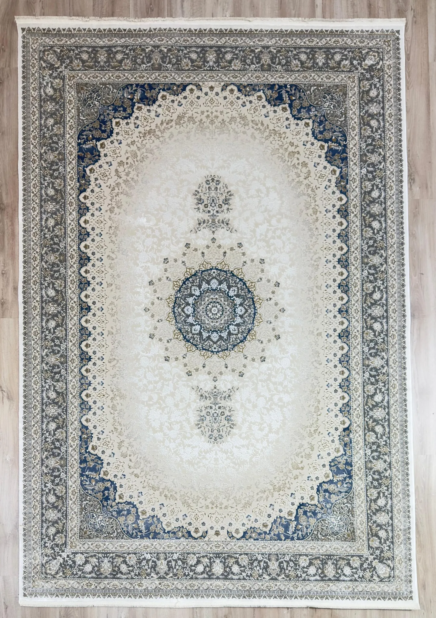 PLATINUM – Manasra Carpet