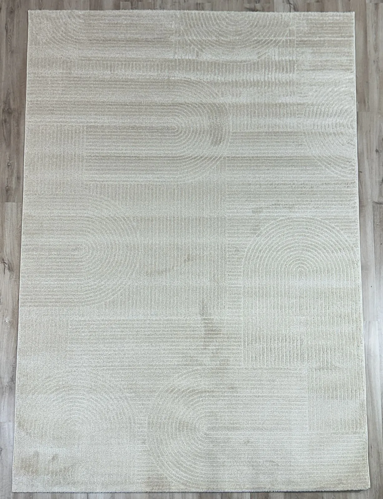 AURA – Manasra Carpet